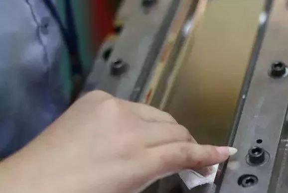 News - A collection of methods for mold polishing